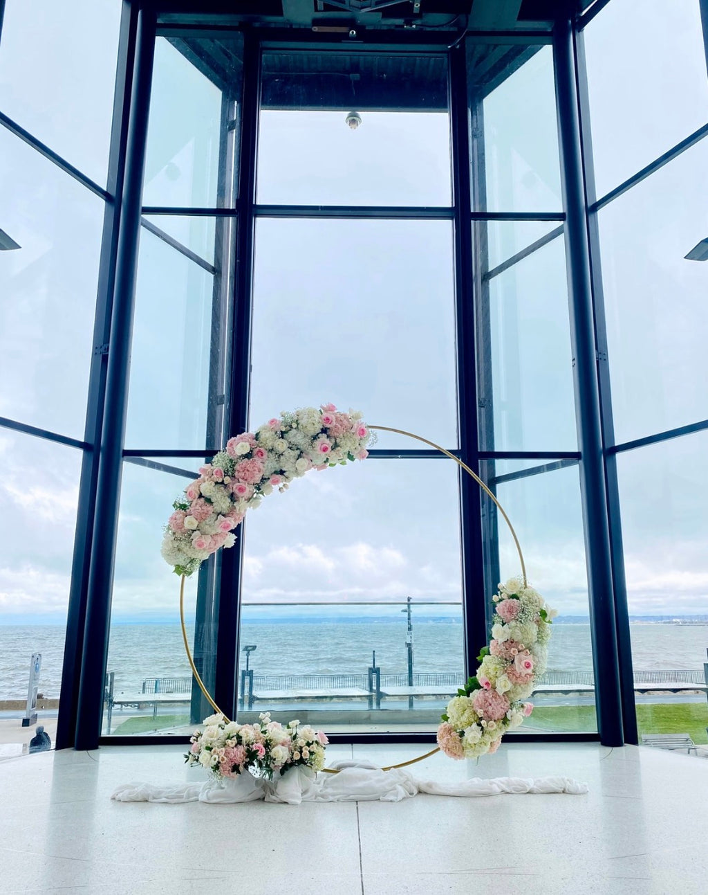 Modern Hoop Arch – Secret Garden Flower Design